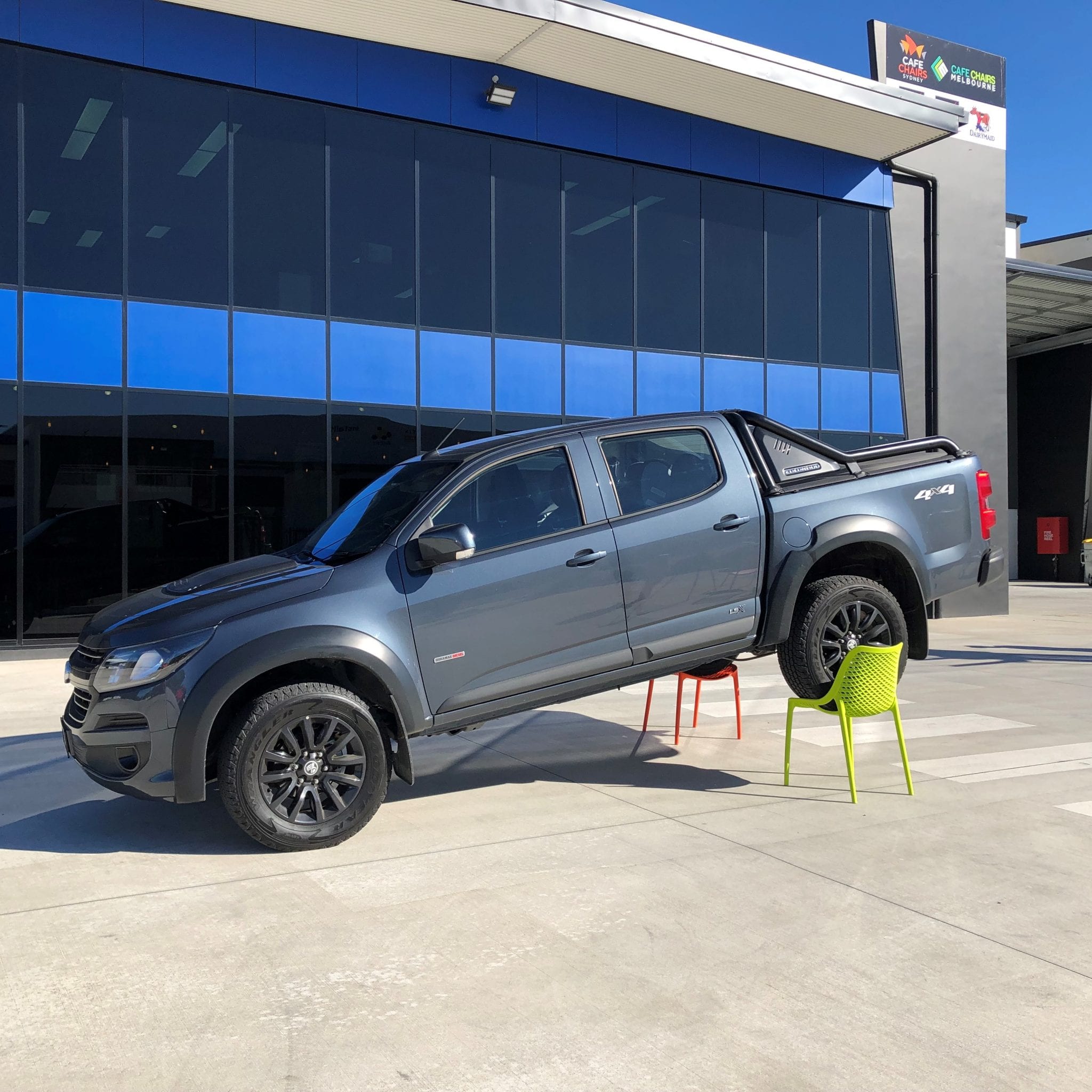 Envy Chair in White - Cafe Solutions